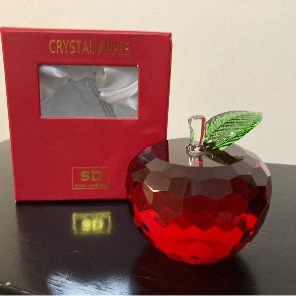 Office | Crystal Apple Paperweight | Poshmark